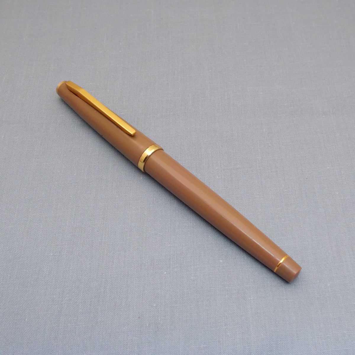 Vintage Pilot #2 Fountain Pen (NOS) - Made in India - Beige Colour ...