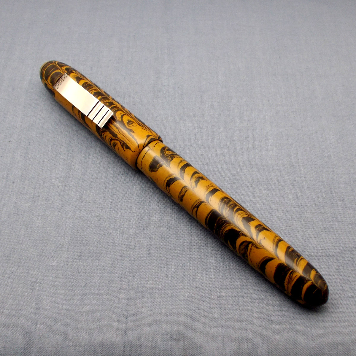KIM ACR Jumbo Handmade Ebonite Fountain Pen - Kanwrite Nib | kiwipens ...